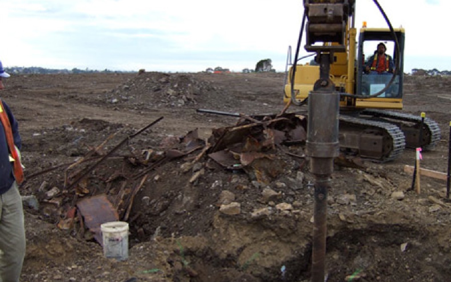 Australia Post Sorting Centre - Piling Systems